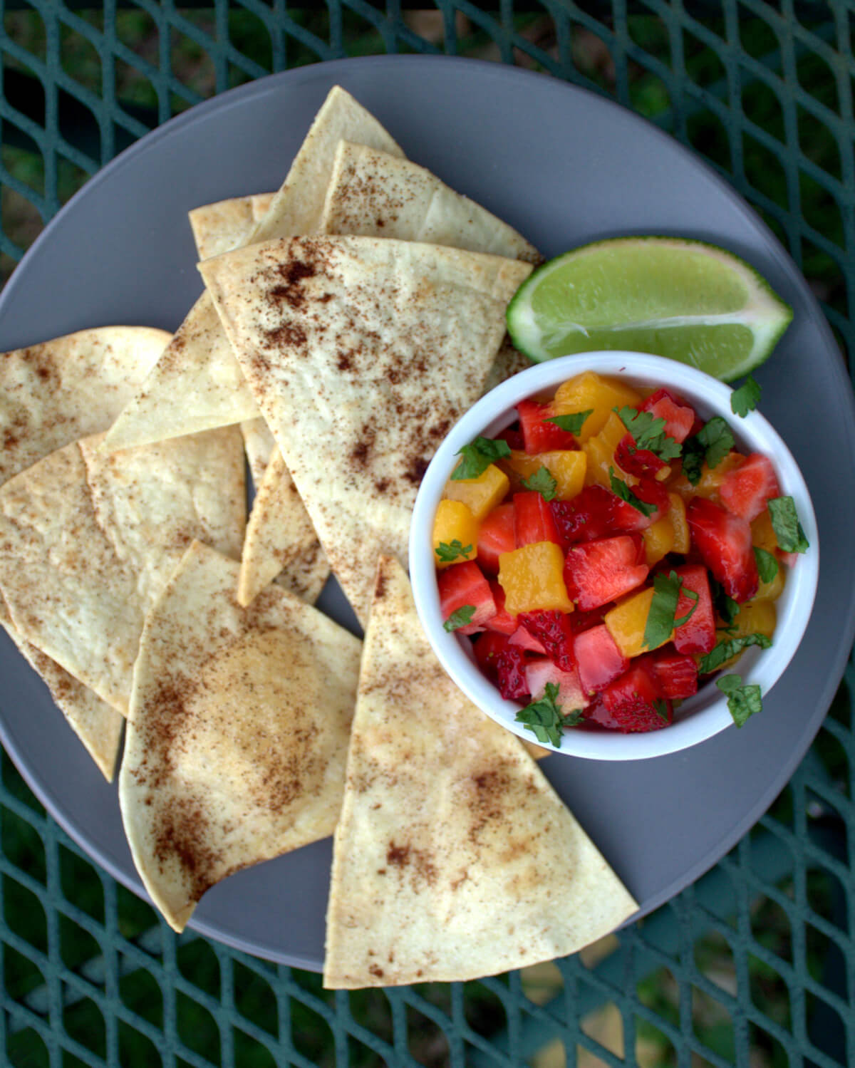 Perfect Summer Strawberry Peach Pico Recipe – Plum Deluxe Tea