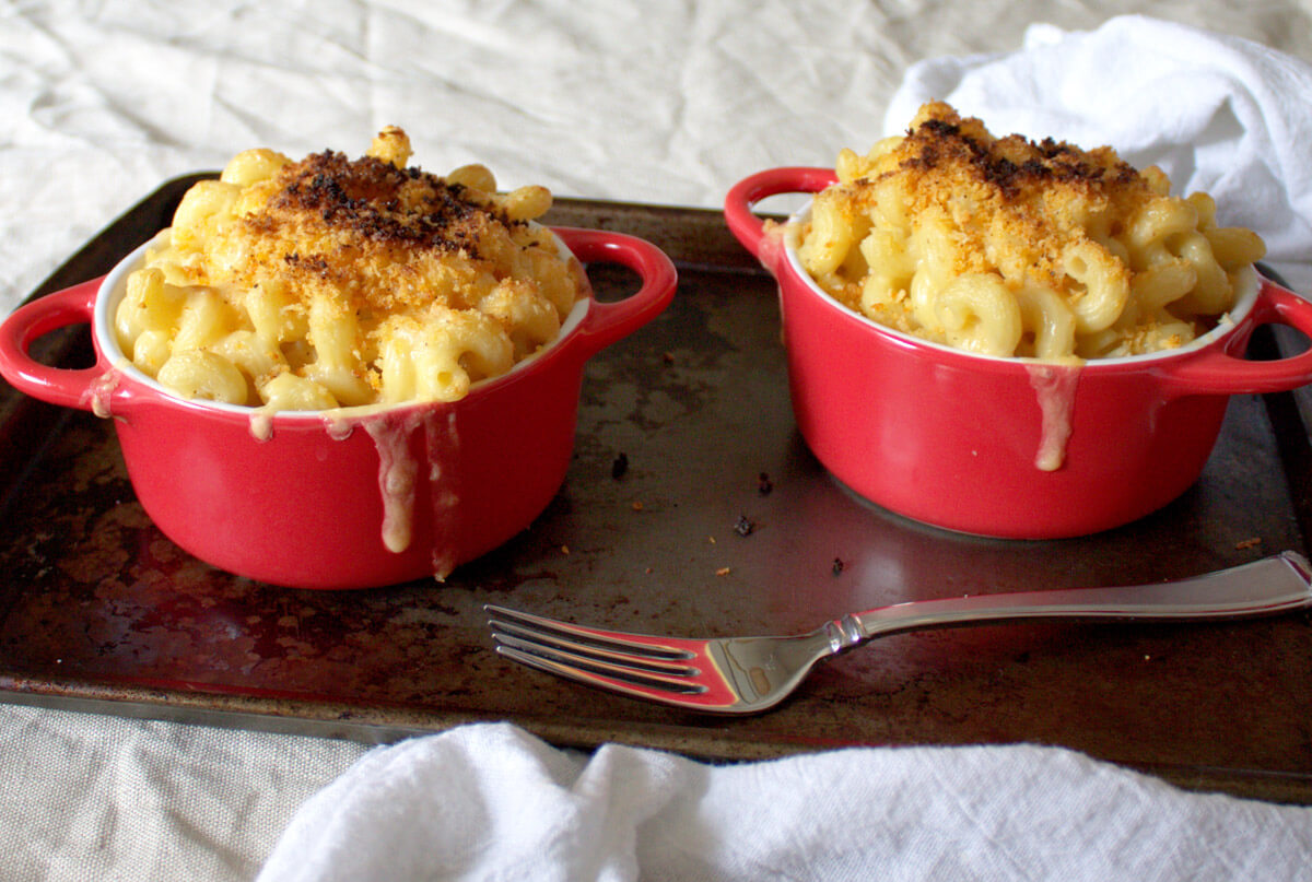Fancy Mac and Cheese Recipe for Your Grownup Party Needs – Plum Deluxe Tea