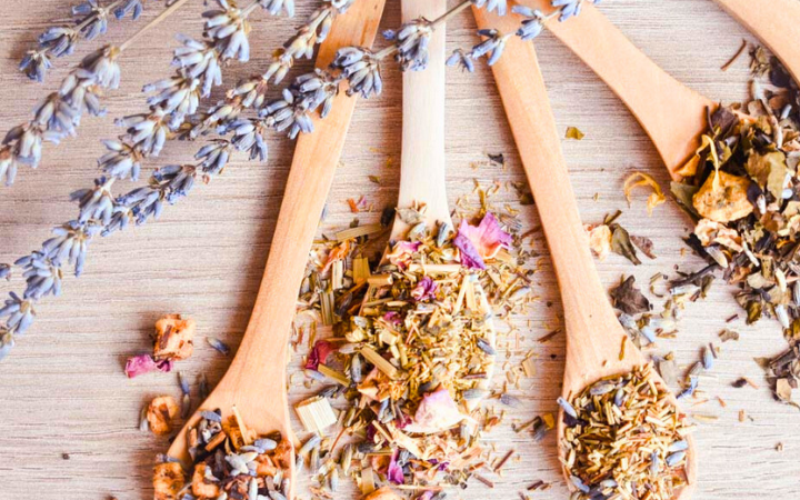5 Simple Tips for Creating the Perfect Lavender Tea Ritual – Plum ...