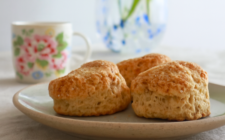 The Perfectly Simple Sweet Scone Recipe – Plum Deluxe Tea
