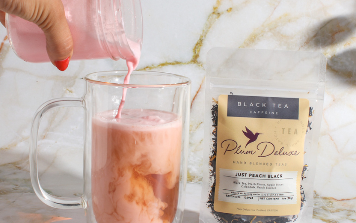 How to Make a Peach Melba Iced Tea Latte – Plum Deluxe Tea