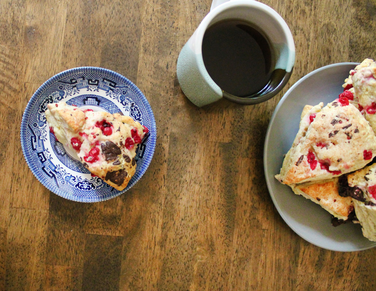 Dark Chocolate Red Currant Scones Recipe – Plum Deluxe Tea