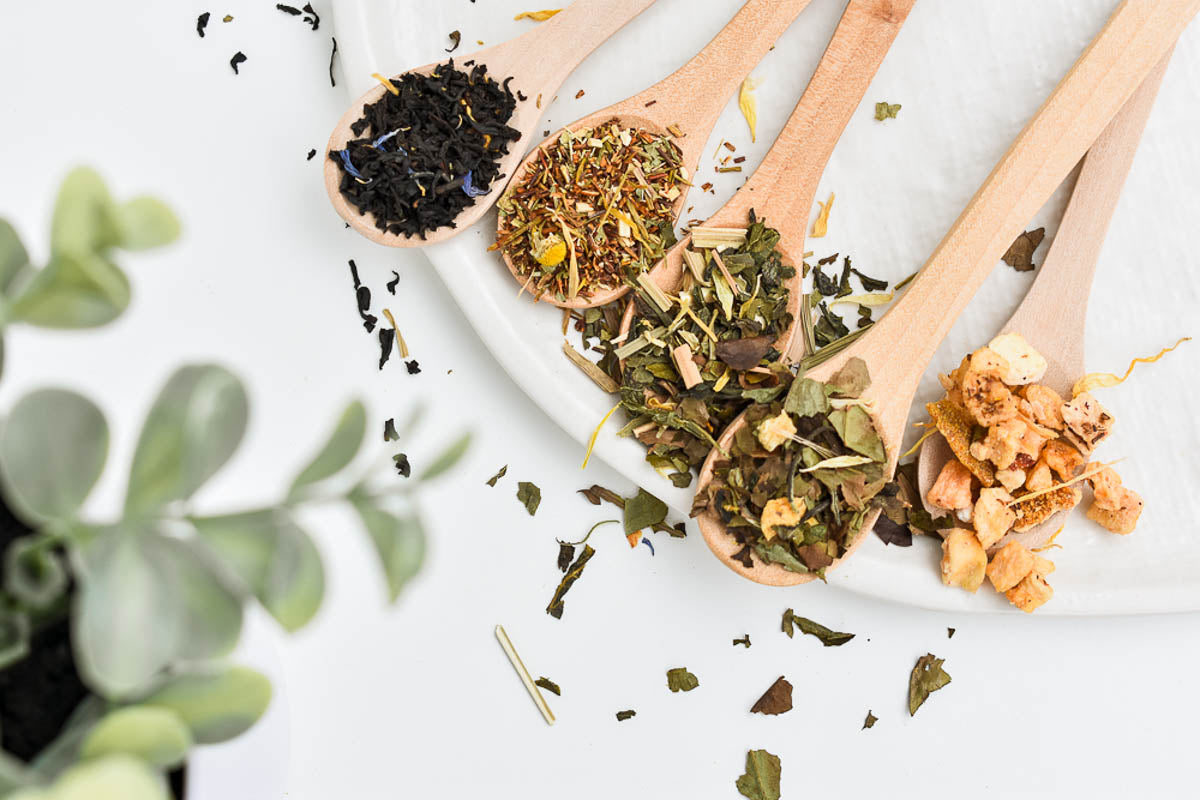 All About Fruity Tea – Plum Deluxe Tea