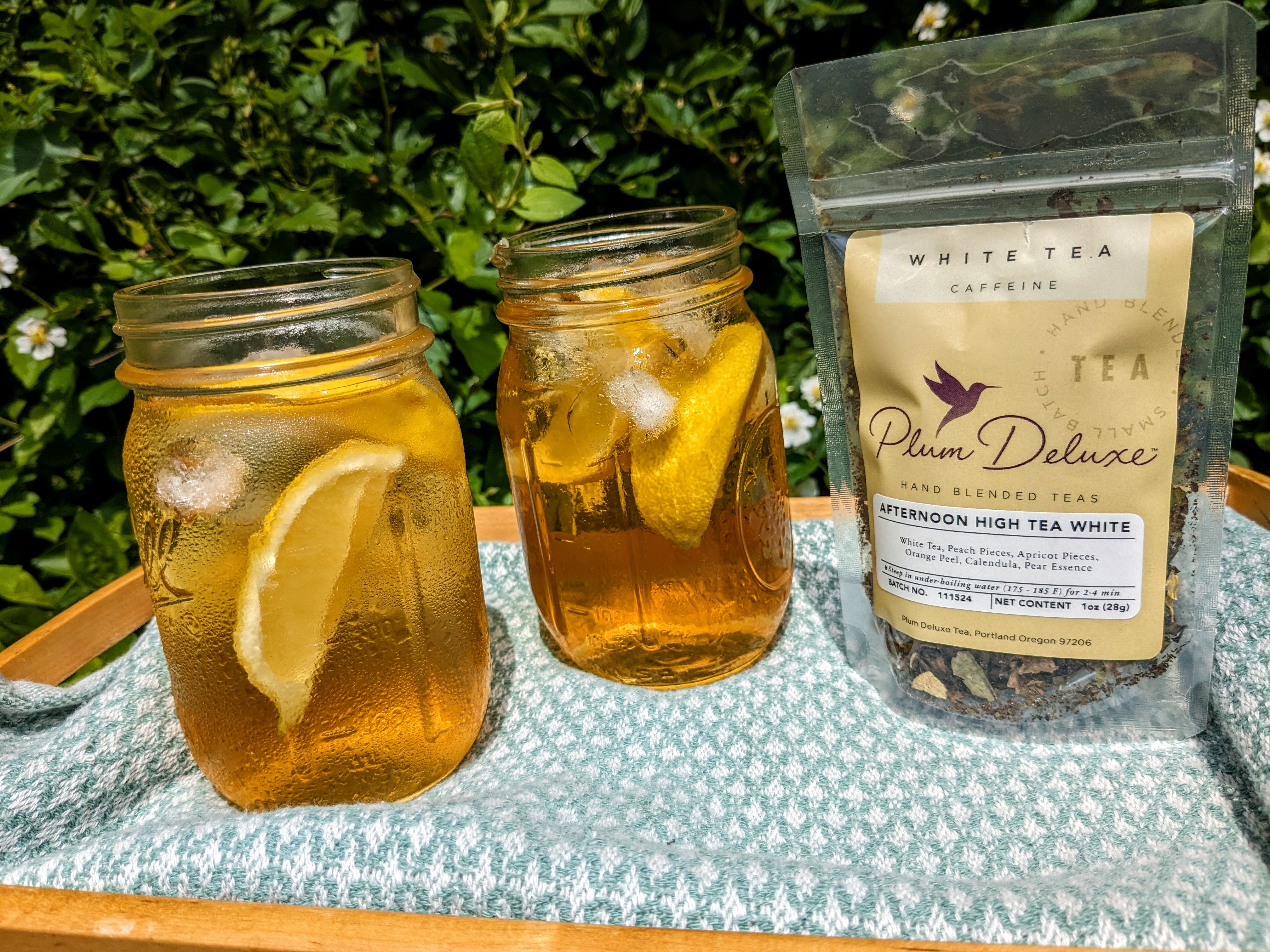 Iced White Tea: How to Cold Brew White Tea – Plum Deluxe Tea