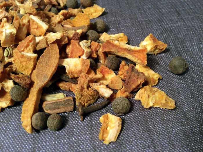 Spice and Everything Nice: 30 Ways to Use Mulling Spices – Plum Deluxe Tea