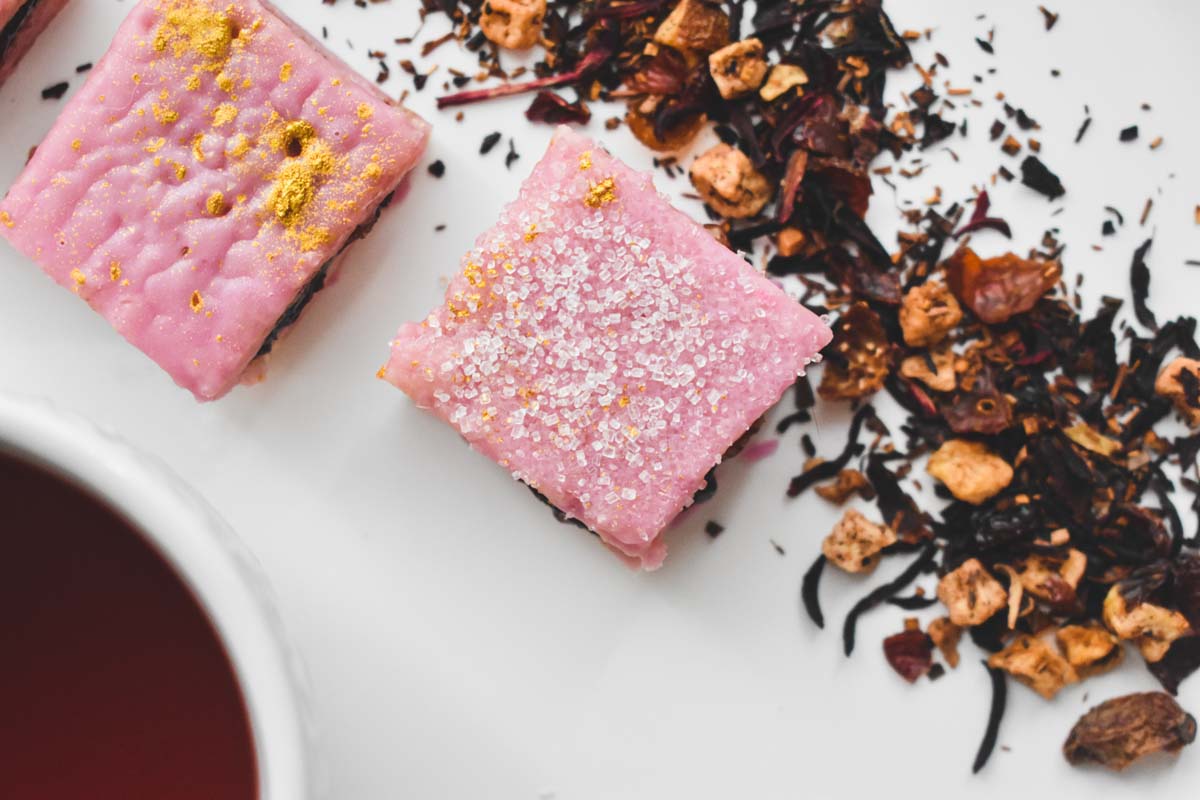 Icing-Coated Mini Square Cakes – Plum Deluxe Tea